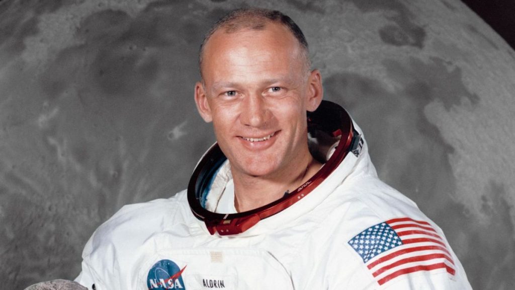 28 interessante Fakten über Buzz Aldrin ᐈ MillionenFakten